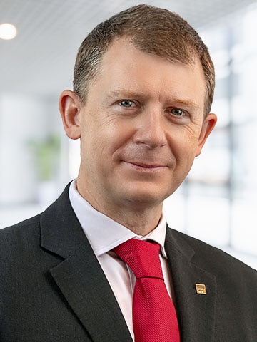 Alan Dickie | CGI.com