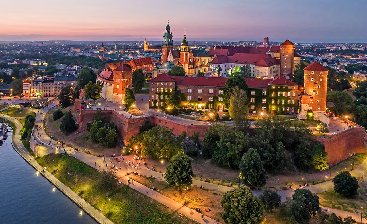 CGI enters into an agreement for the acquisition of Comarch Polska SA, a leading IT company in ...