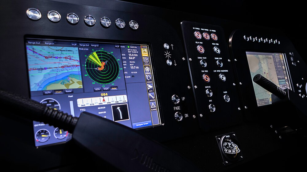 The mission system for a revolutionary surface and sub-surface vessel ...