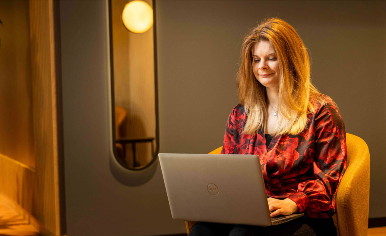 ‘Ik krijg bij CGI veel mogelijkheden om mezelf uit te dagen en nieuwe dingen te leren.’ | CGI NL