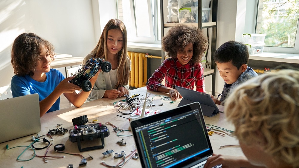 Pittsburgh Penguins Tech Academy Powered by CGI | CGI United States