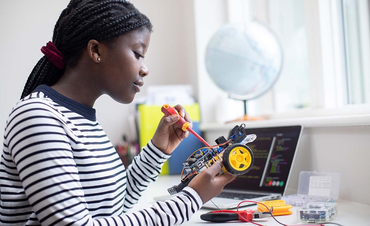 IT Challenges: Mentoring the next generation of IT professionals | CGI.com